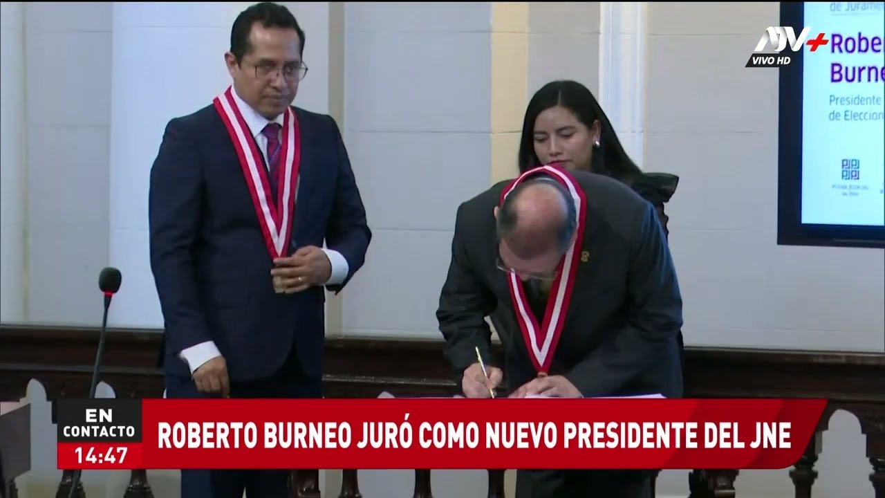 Roberto Burneo juró como nuevo presidente del Jurado Nacional de ...